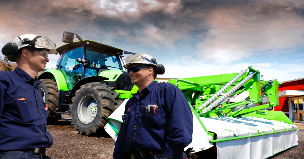 Wyckoff Hybrids - Common Farming Equipment